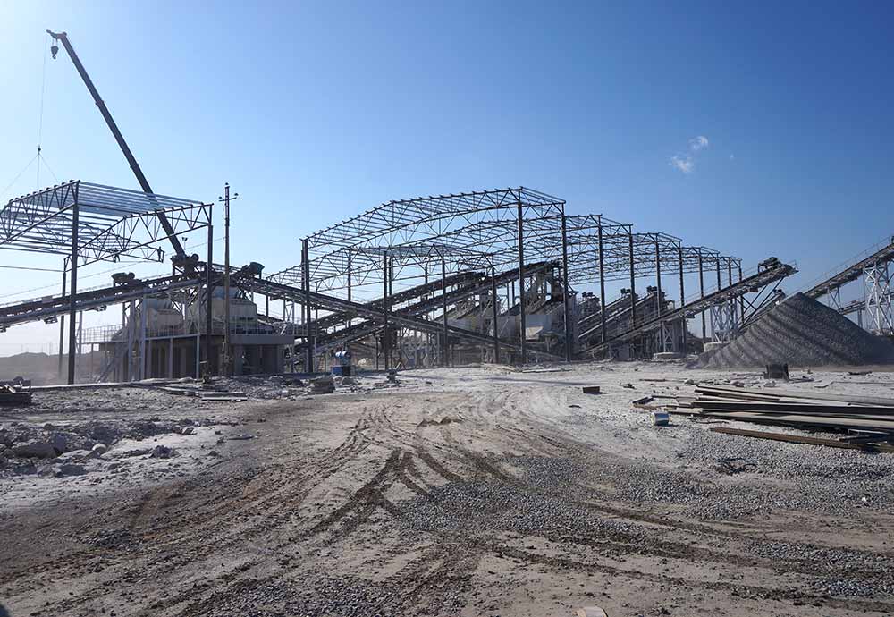 Fixed Crusher is a stone crusher equipment