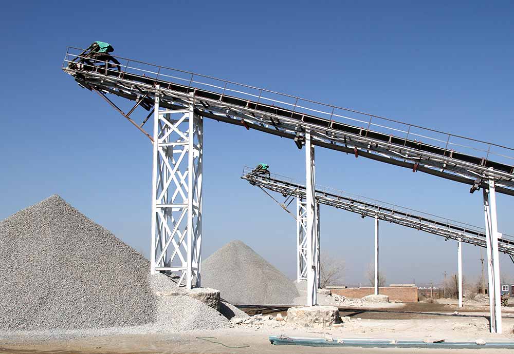 Fixed Crusher is a stone crusher equipment